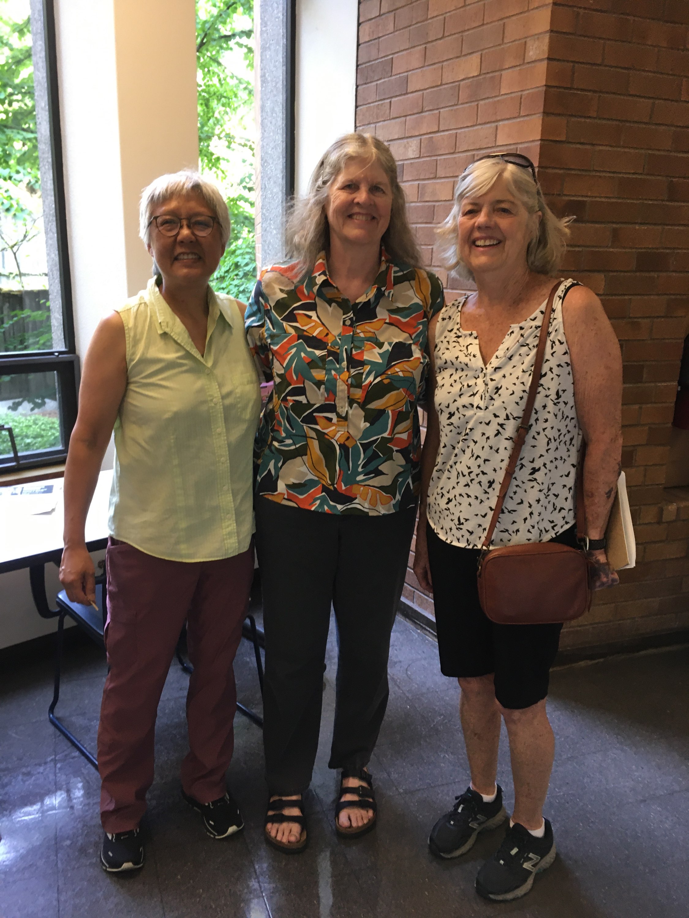 Former UW Swimmers, Including Olympic Medalist, Visit GWSS 262: Gender ...